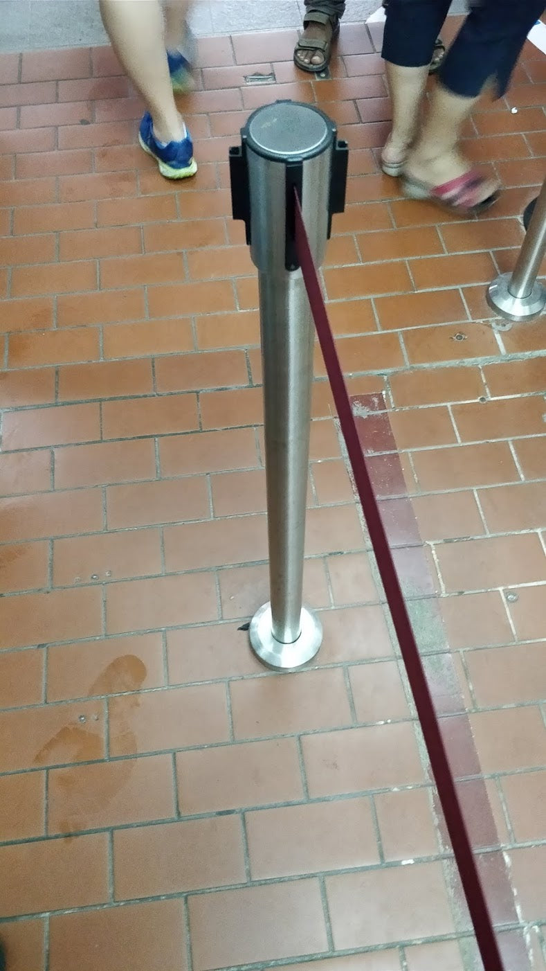 Removable Queue pole - www.fatherland.com.sg