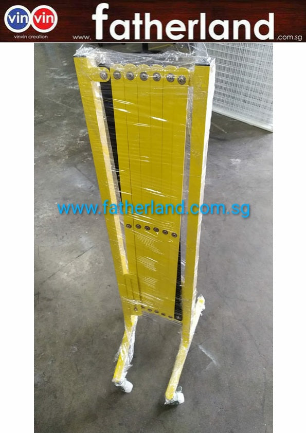 EXPANDABLE BARRICADE STEEL POLE, YELLOW/BLACK, UP TO 2.8M. ( WITH WHEE ...