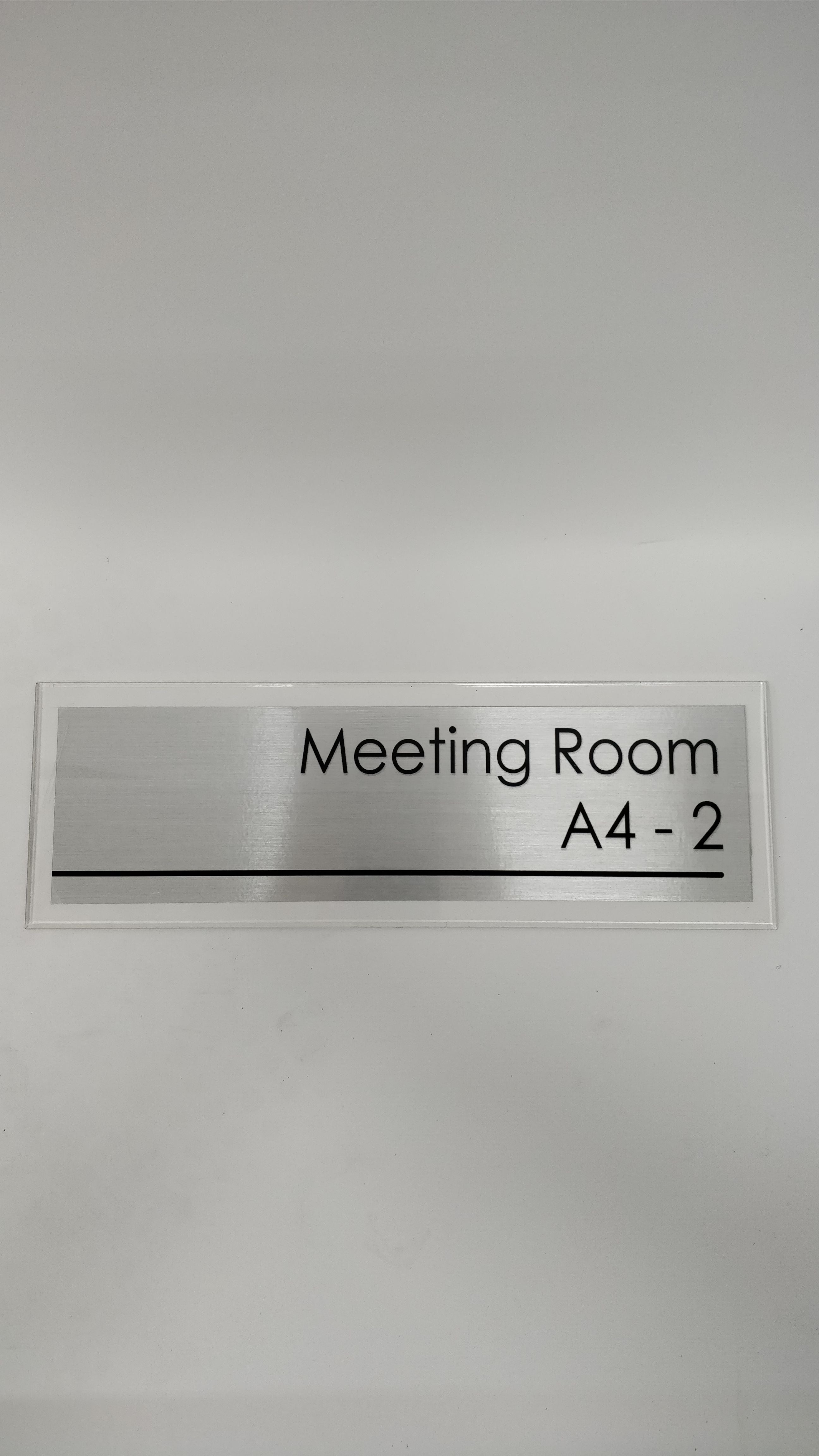 Meeting room metallic texture signage - www.fatherland.com.sg