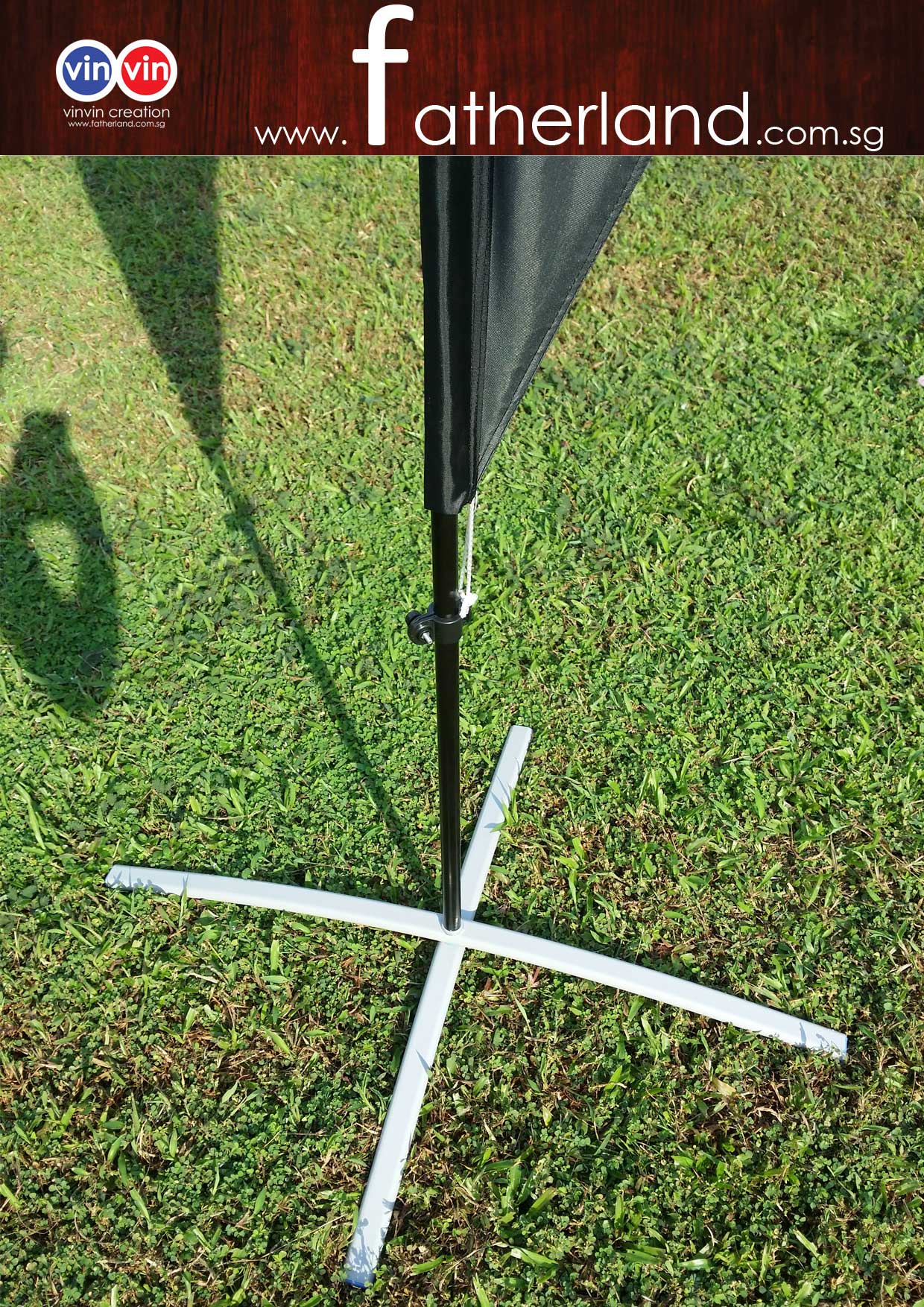 FLYING BANNER ( TEAR DROP SHAPE ) 3.4 meter - www.fatherland.com.sg