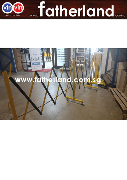 EXPANDABLE BARRICADE ALUMINIUM RAIL WITH CASTORS in 3 pillars / Size ...
